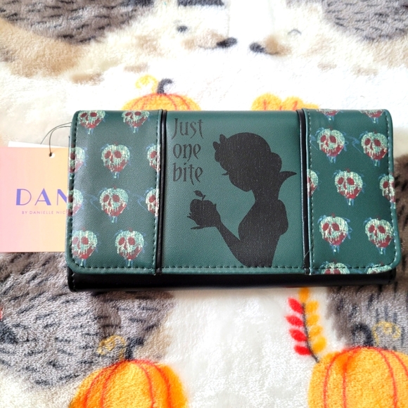 Danielle Nicole | Bags | Danielle Nicole Disney Wallet | Poshmark